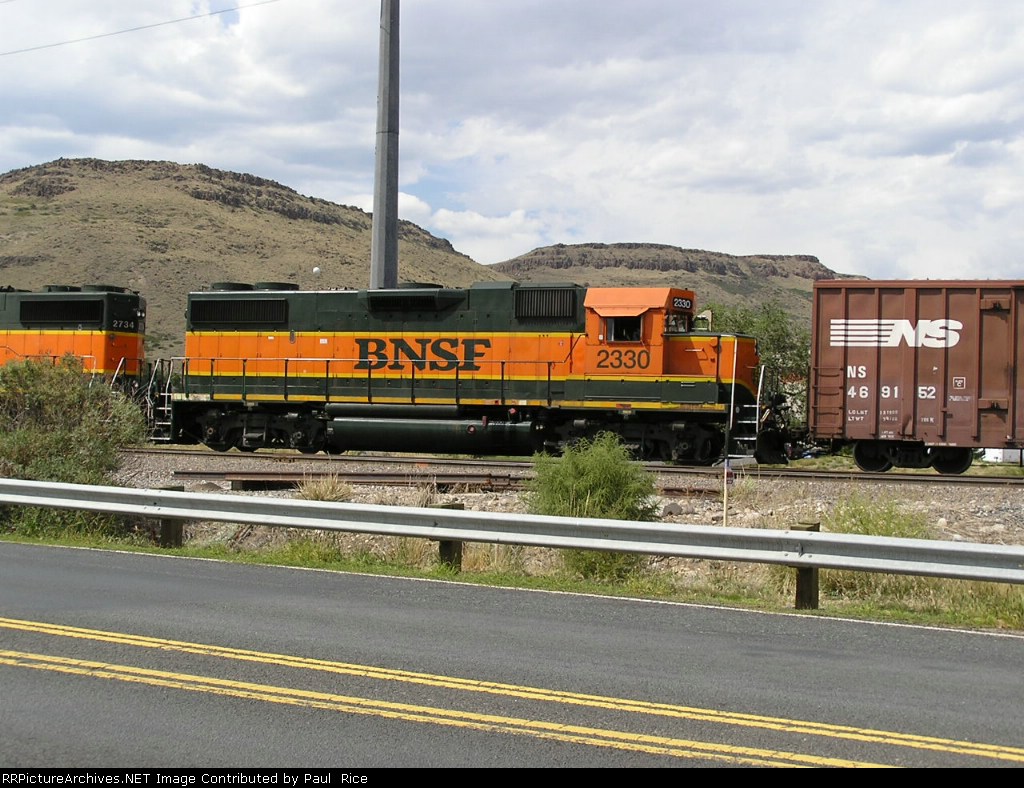BNSF 2330